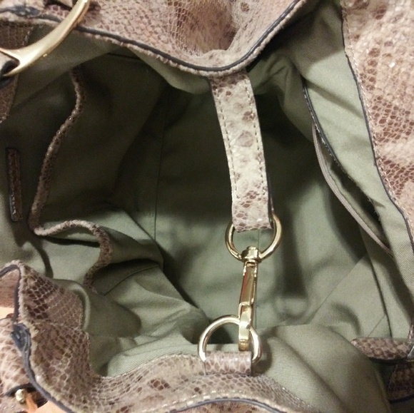 Gilli | Bags | Gili Snakeskin Leather Purse | Poshmark